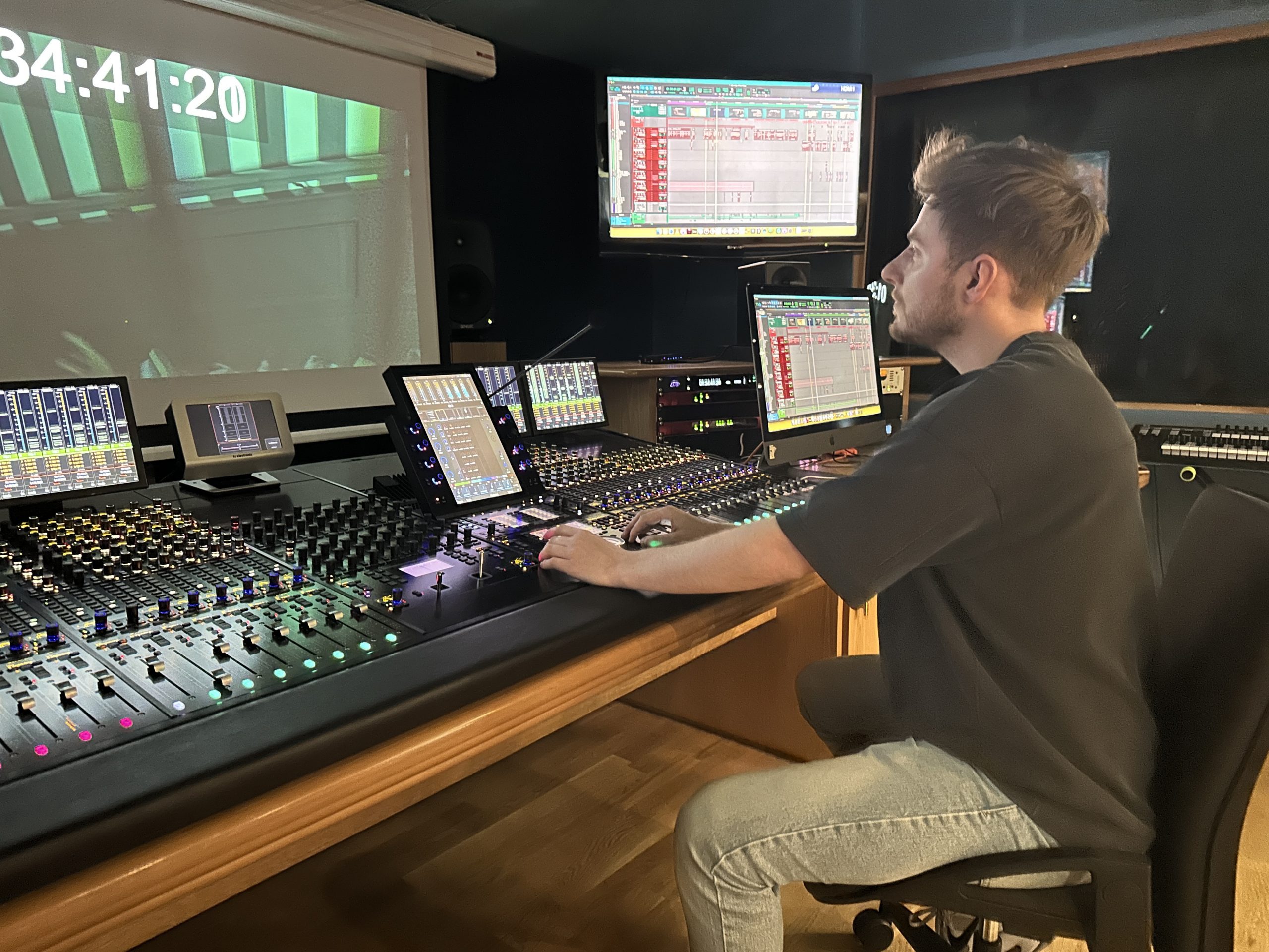 FYRE RISES » Lndnknts